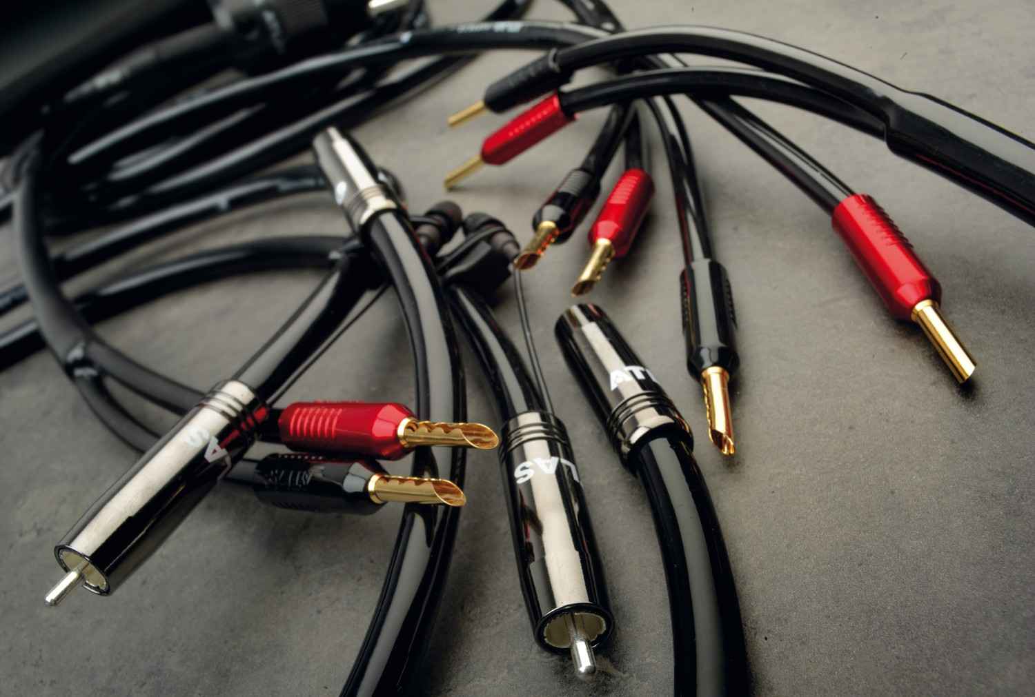 Atlas Cables Hyper Ultra, Hyper Achromatic, Eos 2.5em