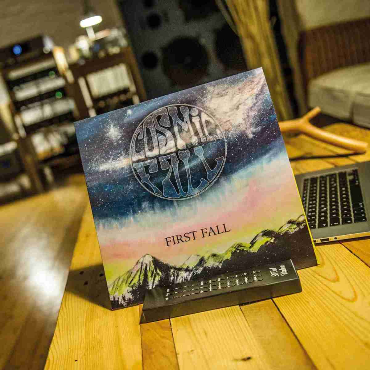 Test Schallplatte - Cosmic Fall – First Fall (Clostridium Records)